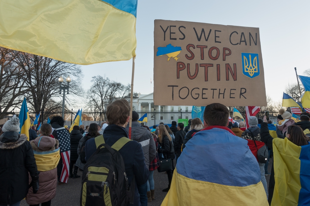 How the MAGA-right came to reject Ukraine - Foundation for European ...